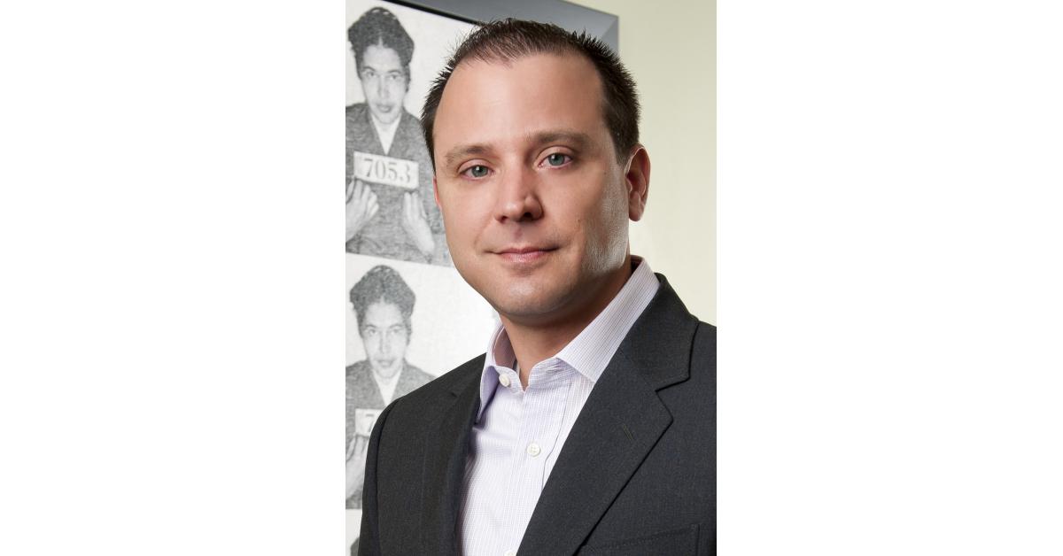 Comedian Mo’Nique Sues Netflix for Pay Discrimination Based on Race/Gender